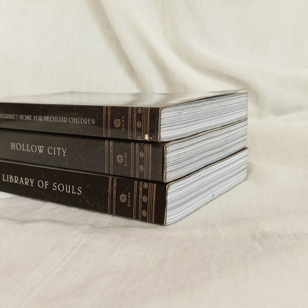 Miss Peregrine's Home for Peculiar Children, Hollow City, Library of ...