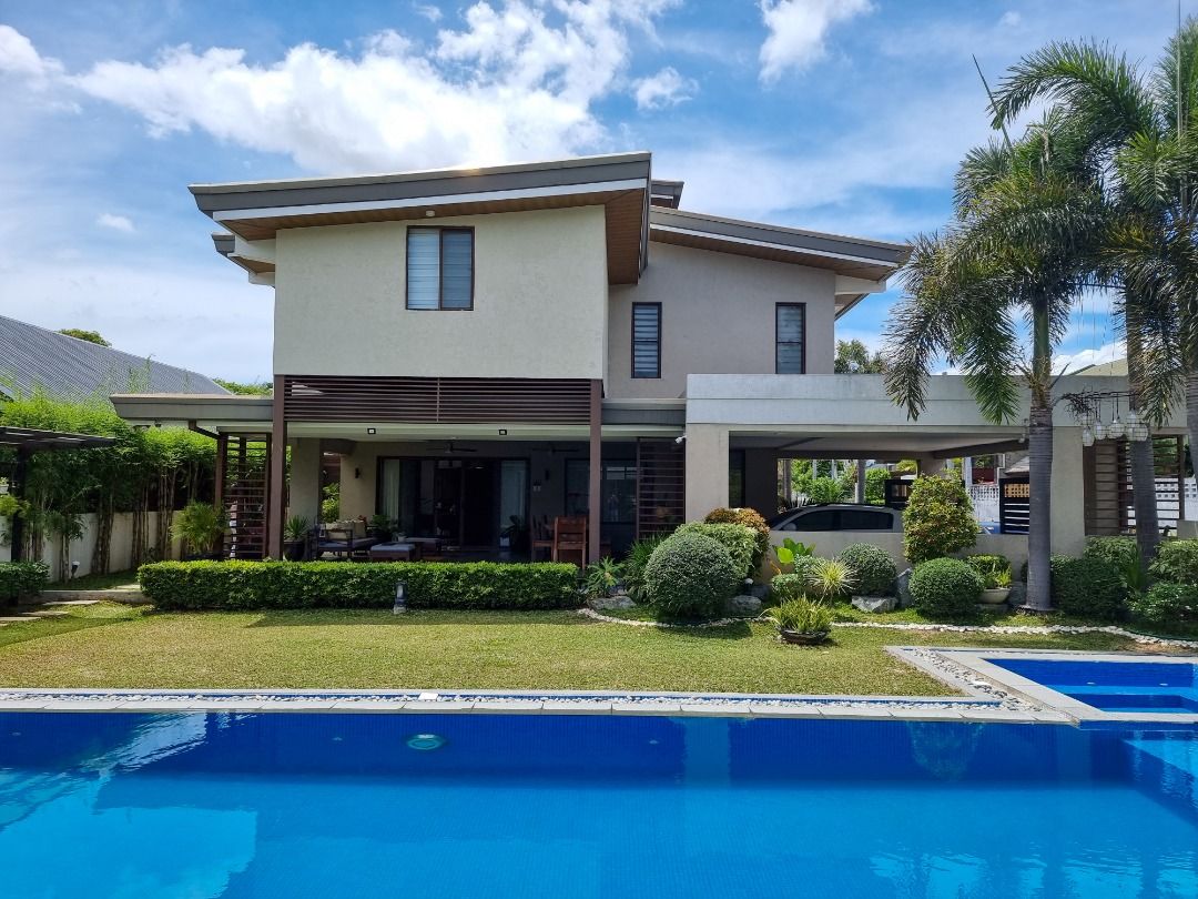 Modern Tropical House for Sale in Posadas Village, Sucat, Muntinlupa on ...
