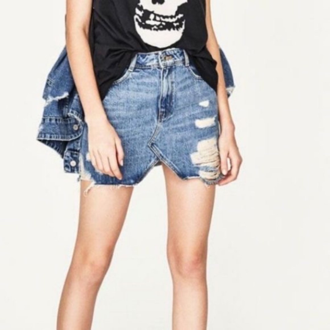 NWT! 100%AUTH ZARA CLASSIC RIPPED DENIM MINI SKIRT on Carousell