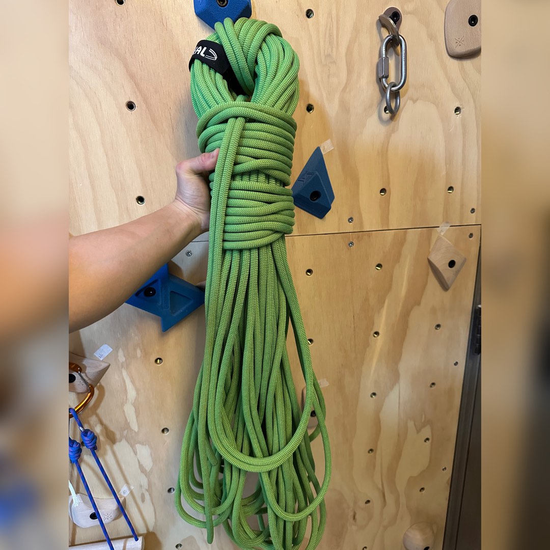 Beal Opera 8.5mm Dry Cover (60m) Dynamic Climbing Rope, 運動產品, 行山及露營 ...