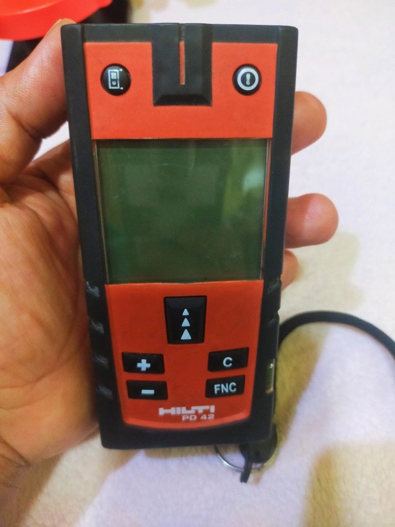 Original HILTI PD42 laser/ BLACK AND DECKER lebeling on Carousell