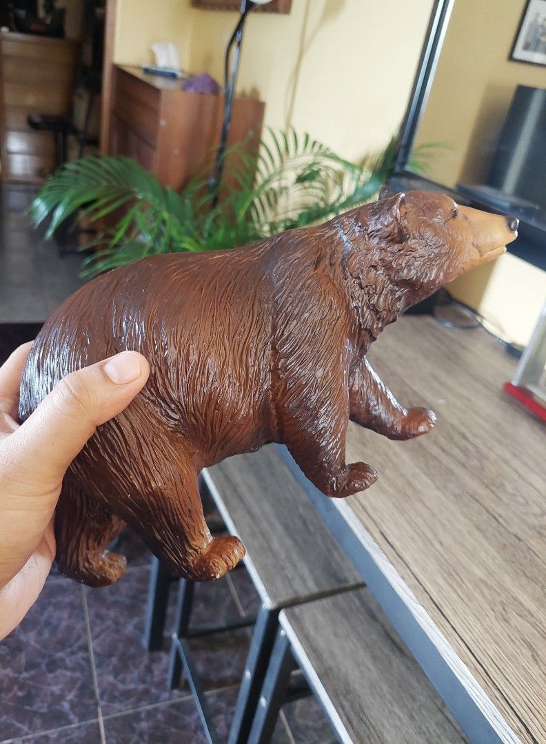 Oso Pigurin, Furniture & Home Living, Home Decor, Other Home Decor on ...