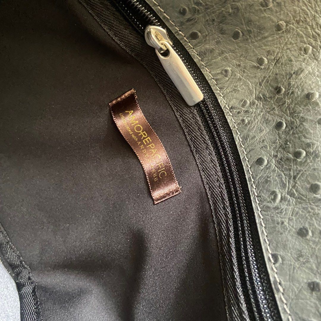 Ostrich Gray Pouch, Women's Fashion, Bags & Wallets, Purses & Pouches ...