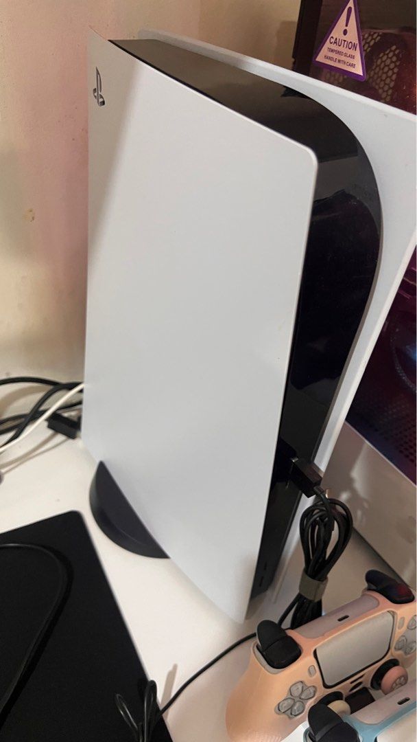 PS5 Disc Edition + 2 Controllers & Charging Dock, Video Gaming, Video ...