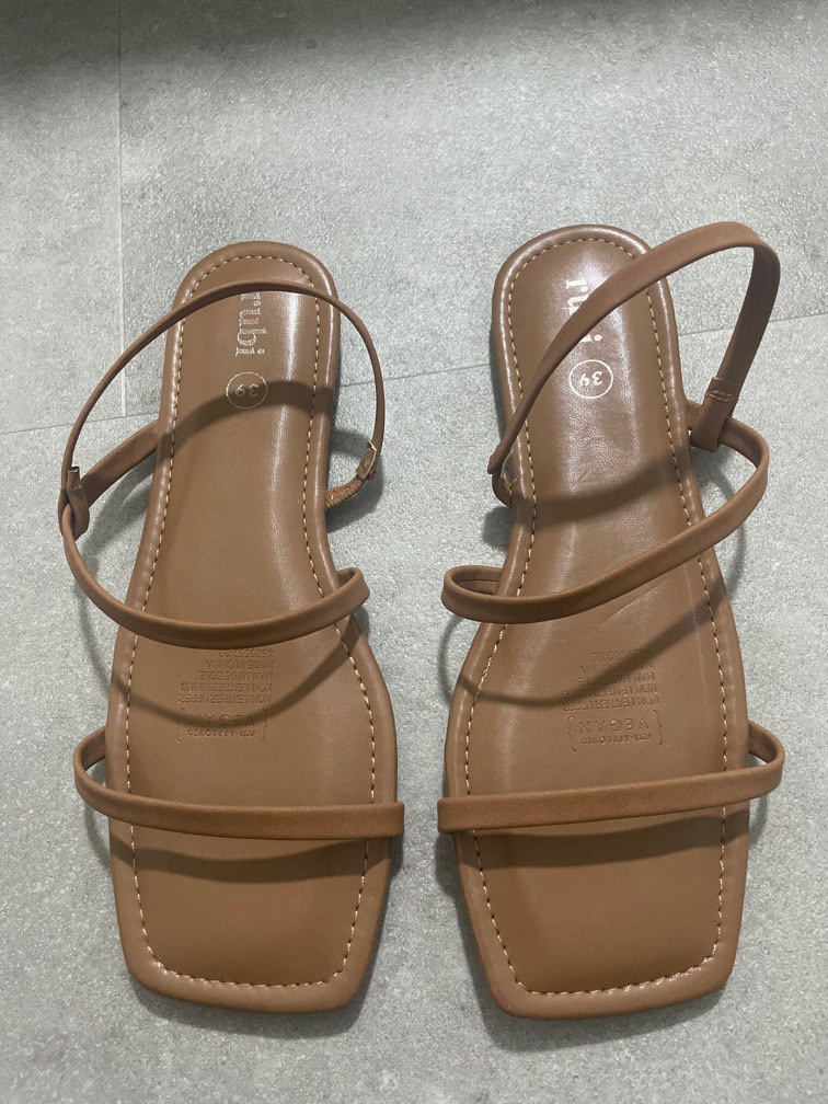 Rubi Flats, Women's Fashion, Footwear, Flats on Carousell