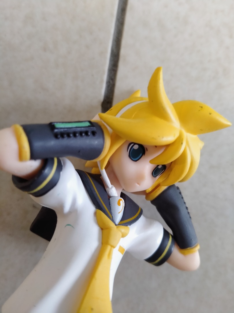 SEGA VOCALOID Kagamine Len EX Figure, Hobbies & Toys, Toys & Games on ...