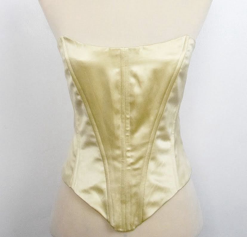 SILK CORSET BUNDLE on Carousell