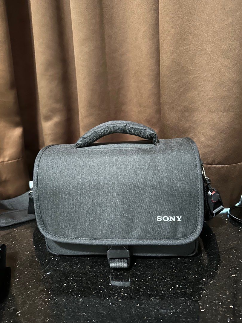 Sony A6400 bundle with 5 Lenses and Accesories, Photography, Cameras on ...