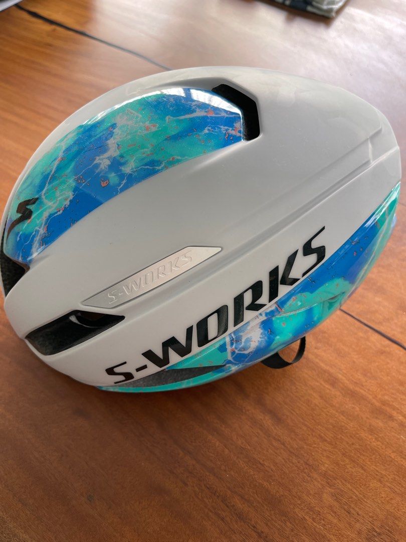 Sworks evade helmet -asia small, Sports Equipment, Bicycles & Parts ...