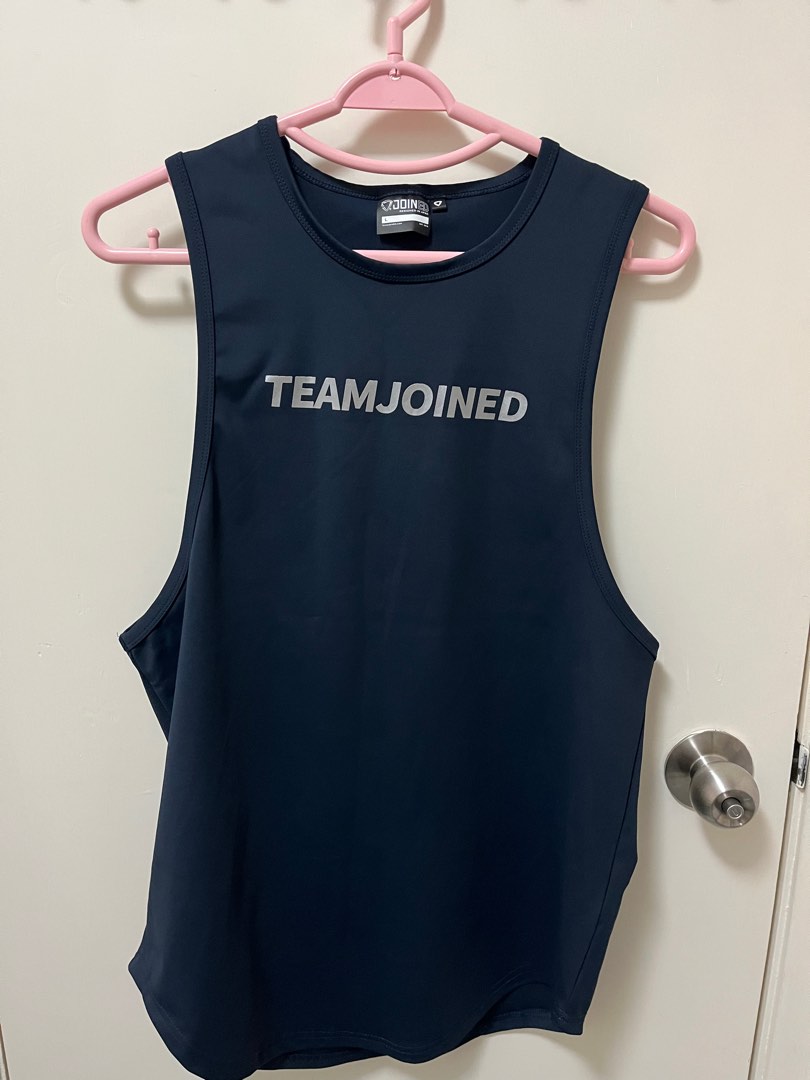 Team Joined Adapt Spine Logo Muscle Tank Dark Blue in L size, 男裝, 運動服裝 - Carousell