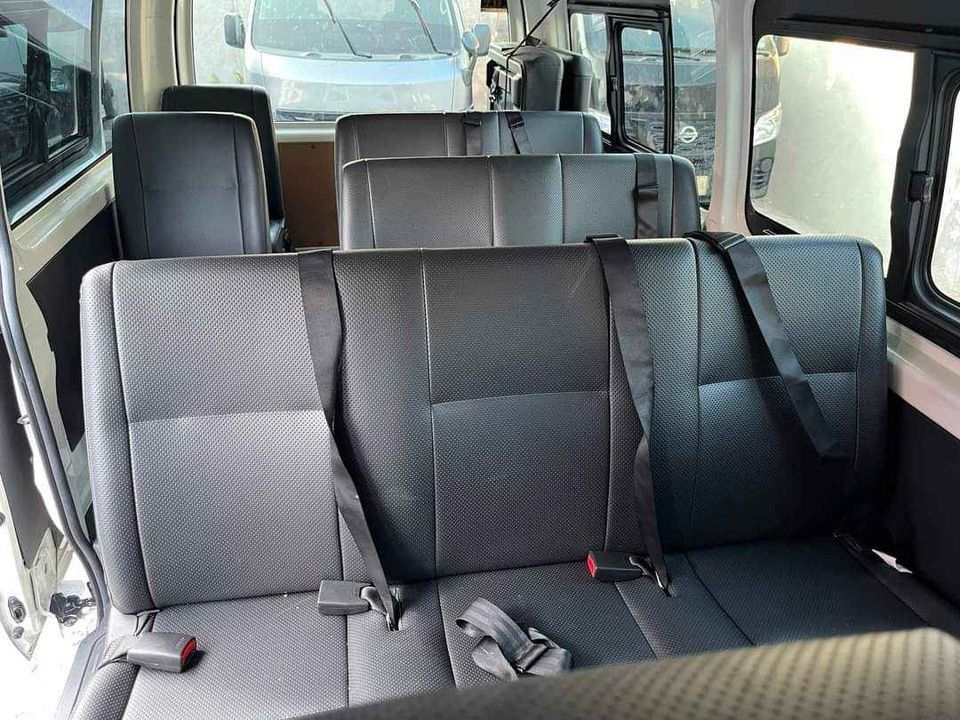 Toyota HI ACE COMMUTER on Carousell