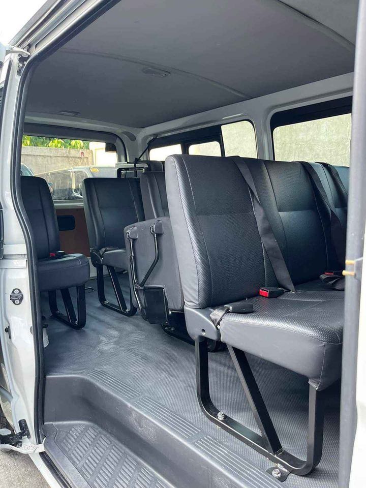 Toyota HI ACE COMMUTER on Carousell