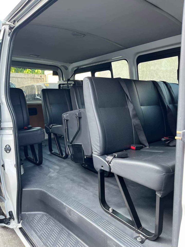 Toyota HI ACE COMMUTER on Carousell