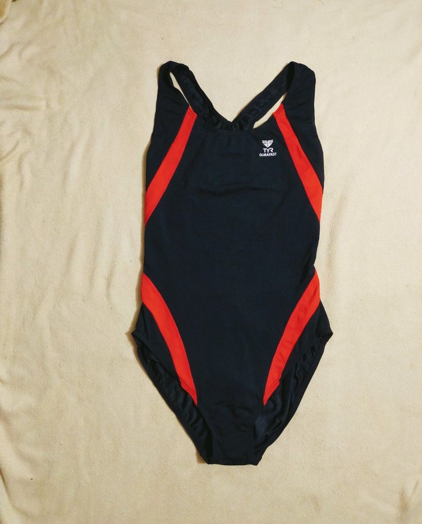 TYR DURAFAST MAXFIT ONE PIECE TRAINING SWIMSUIT on Carousell