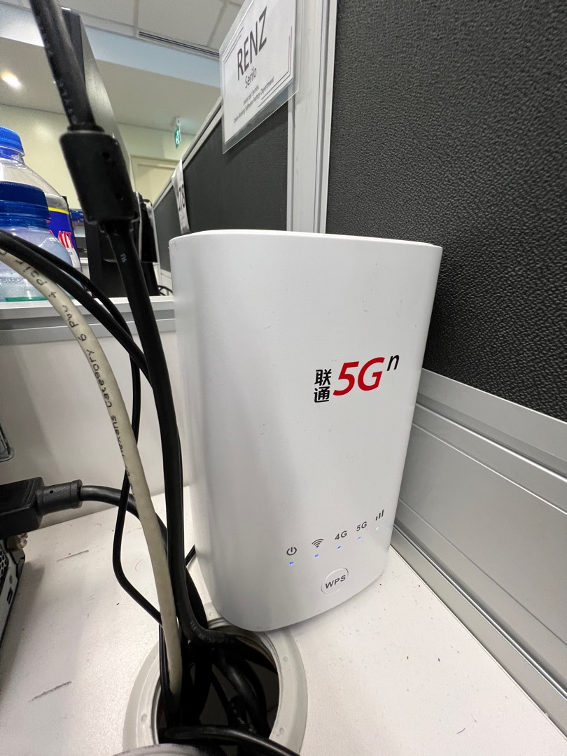 Unicom 5G Modem wifi, Computers & Tech, Parts & Accessories, Networking on Carousell