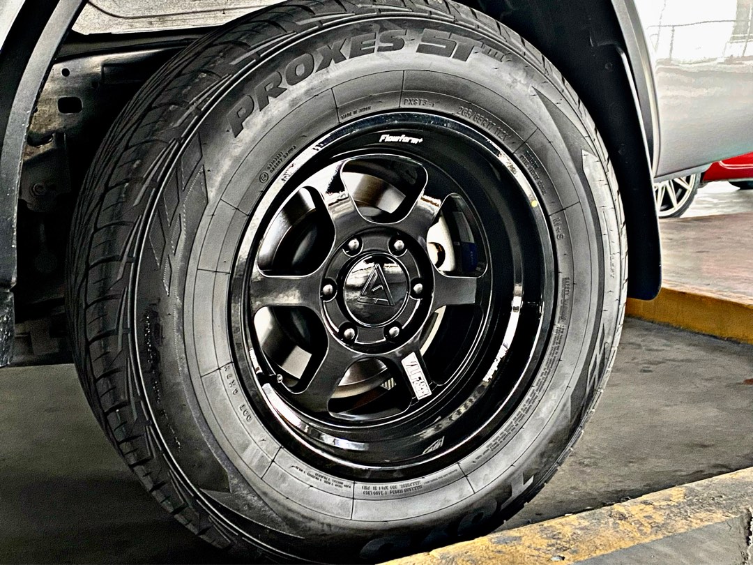VLF D8 17" Mags / Toyo Proxes St3 (98% TL), Car Parts & Accessories ...