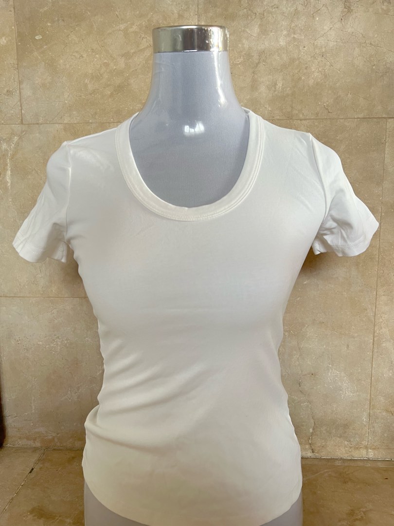 white basic top, Women's Fashion, Tops, Shirts on Carousell