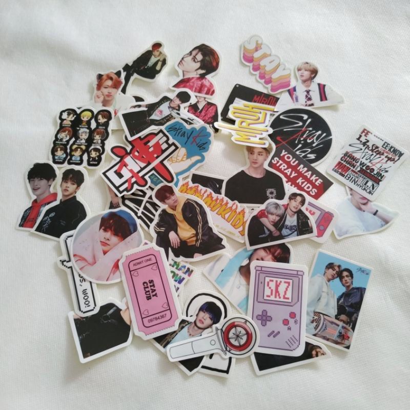 WTS stray kids skz stickers pack, Hobbies & Toys, Memorabilia ...