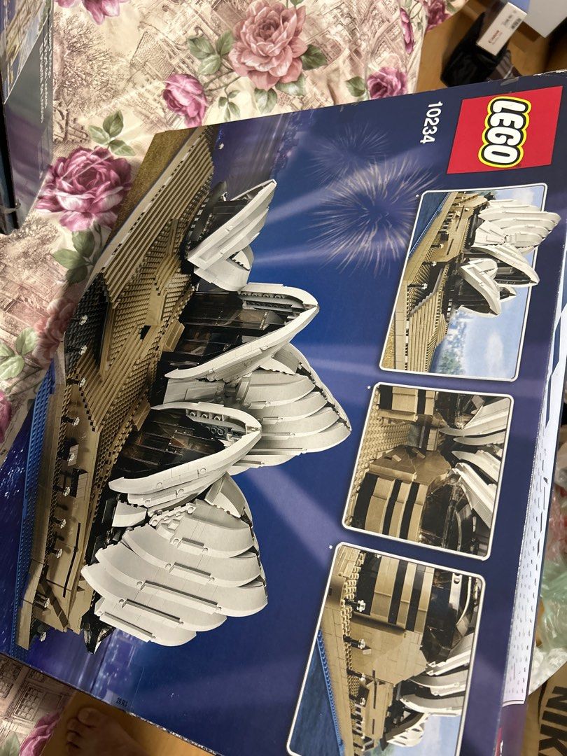 10234 LEGO Sydney Opera House, Hobbies & Toys, Toys & Games on Carousell