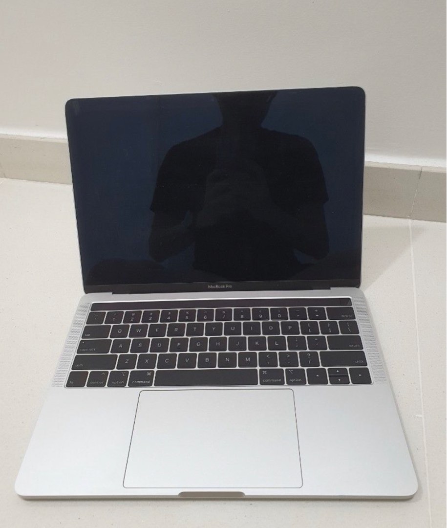 2018 Macbook Pro 13 Inch Intel Core i5-8259U, 16GB RAM, 256GB SSD ...