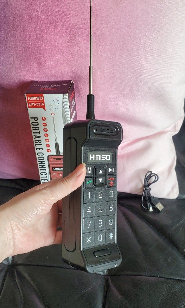 大哥大 藍芽喇叭 黑金剛 便攜式 音響 KMS-B216 復古喇叭, 哩哩扣扣, 其他在旋轉拍賣