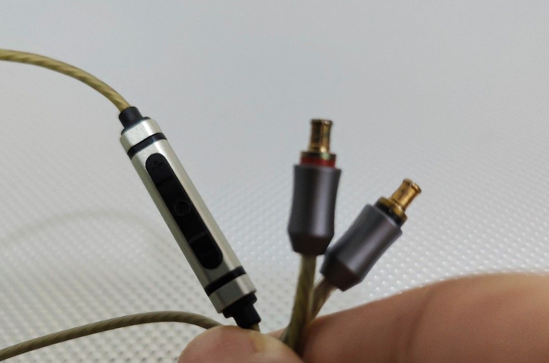 A2DC Cable for Audio-Technica, Audio, Earphones on Carousell