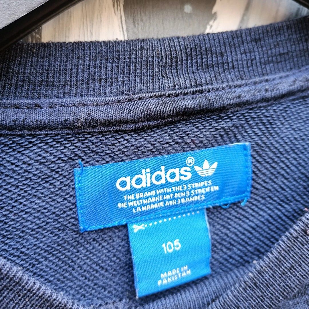 Adidas CN, Fesyen Pria, Pakaian , Lainnya di Carousell