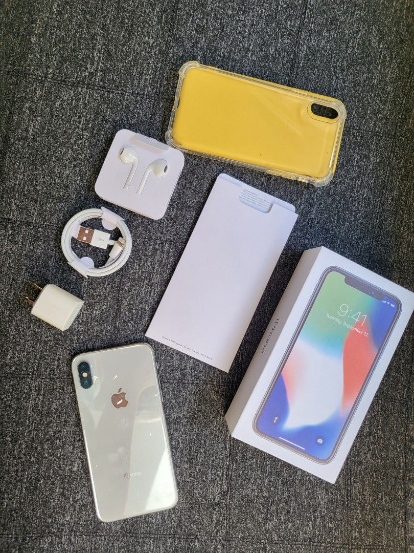 Apple iPhone X 64GB Factory Unlocked Complete set box accesories and ...