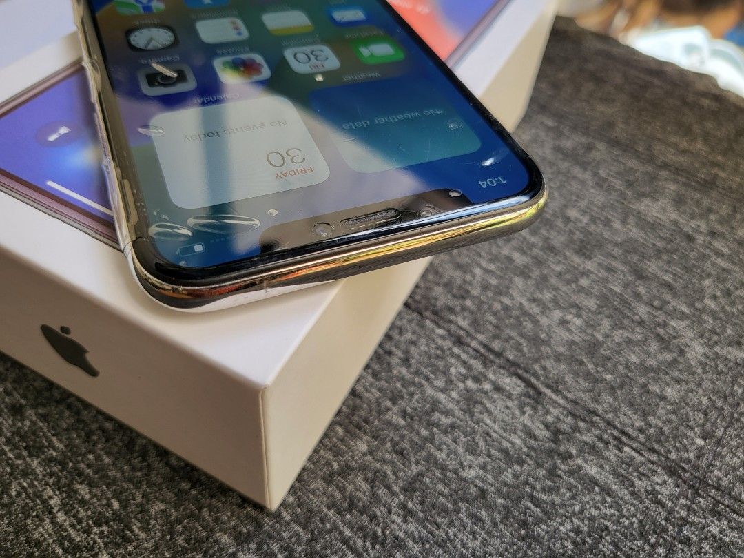 Apple iPhone X 64GB Factory Unlocked Complete set box accesories and ...