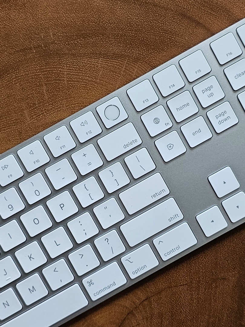 Apple Magic Keyboard with Touch ID and Numeric Keypad - US English ...