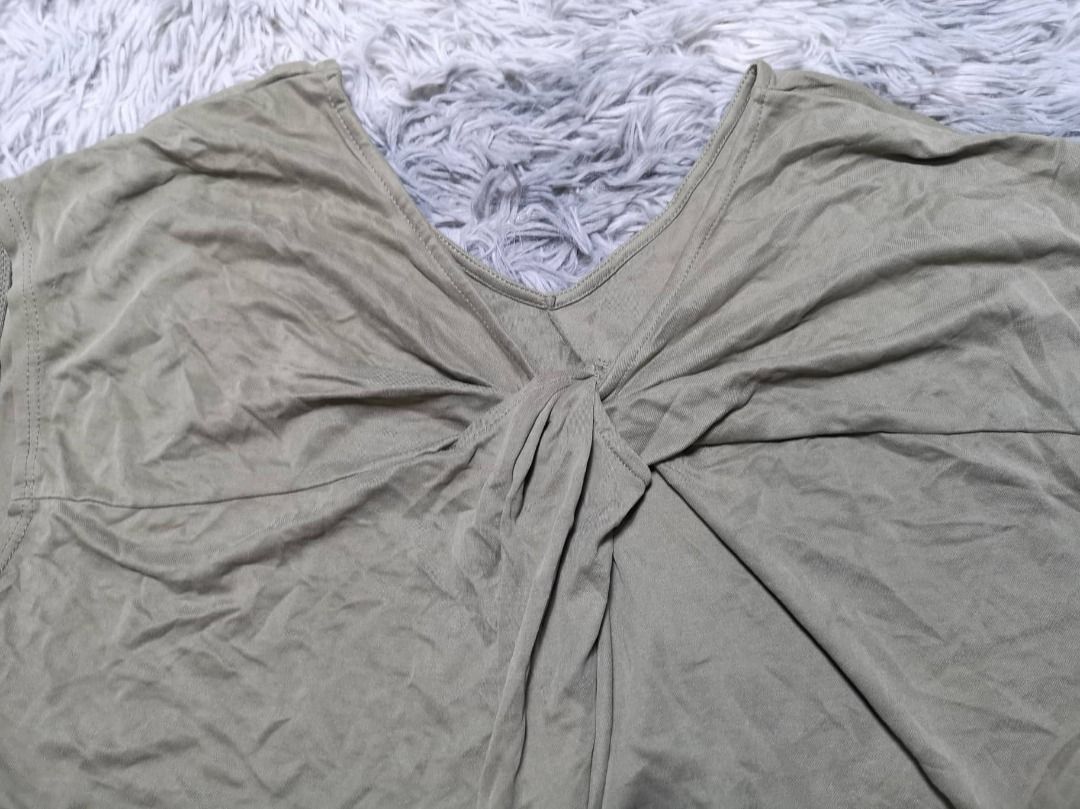 Bay Flow Olive Green Sexy Top, Women's Fashion, Tops, Blouses on Carousell