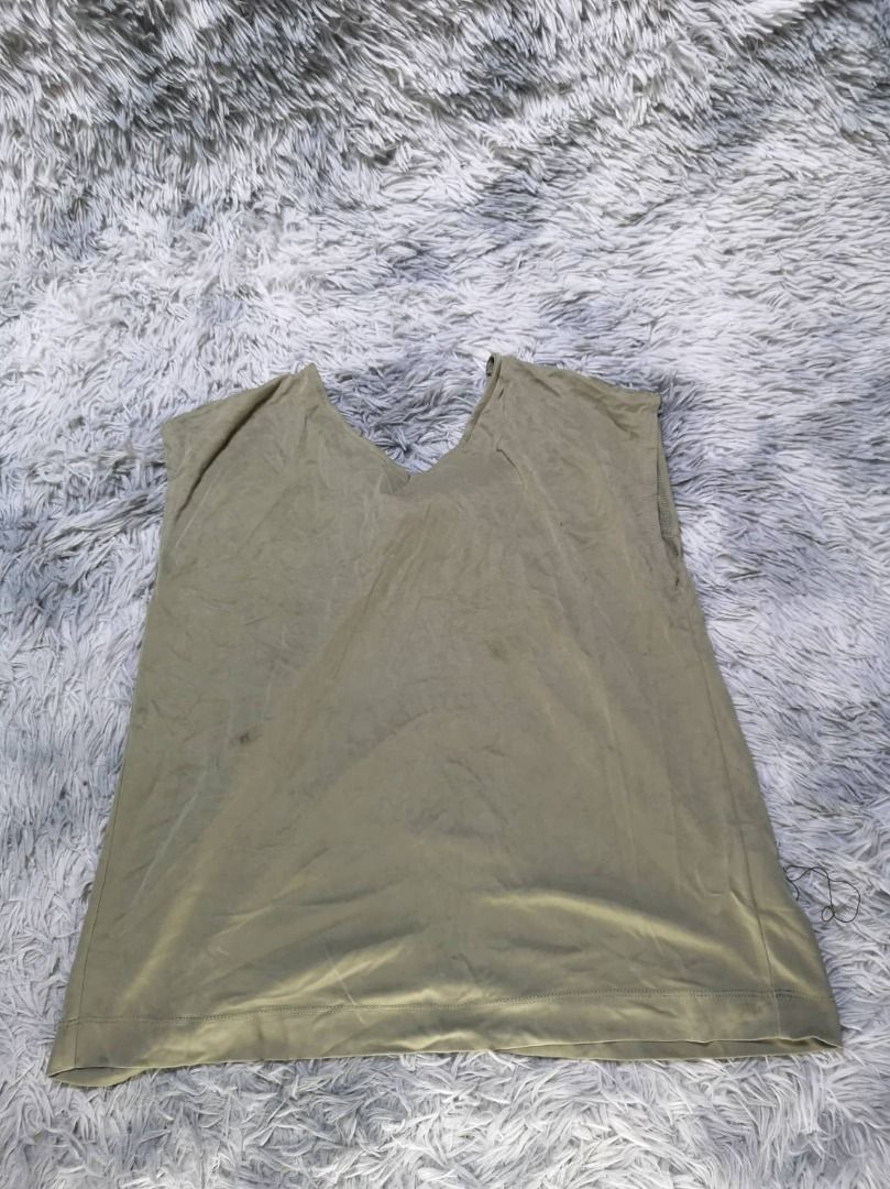 Bay Flow Olive Green Sexy Top, Women's Fashion, Tops, Blouses on Carousell