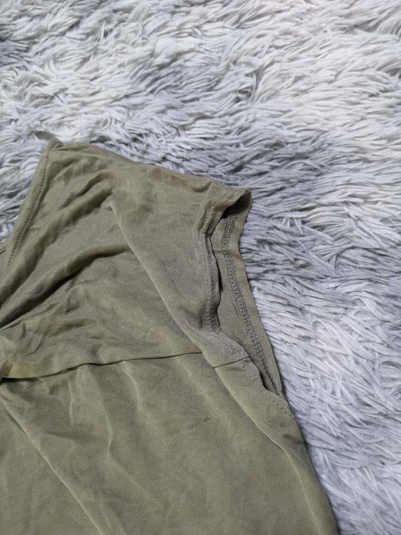 Bay Flow Olive Green Sexy Top, Women's Fashion, Tops, Blouses on Carousell