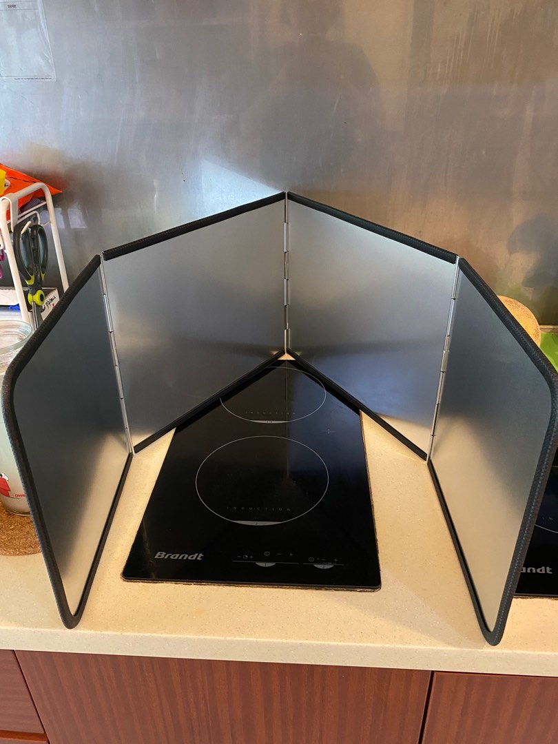 BNIB-3 sided splatter shield for stove, Furniture & Home Living ...