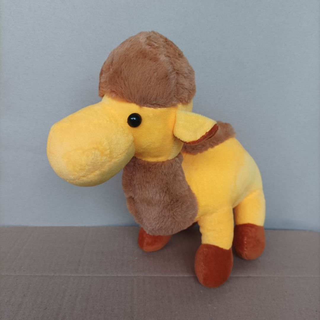 Boneka Unta Kartun, Toys & Collectibles, Mainan di Carousell