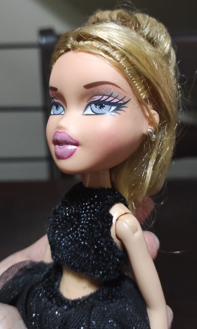 Bratz Cloe Formal Funk Doll, Hobbies & Toys, Toys & Games on Carousell