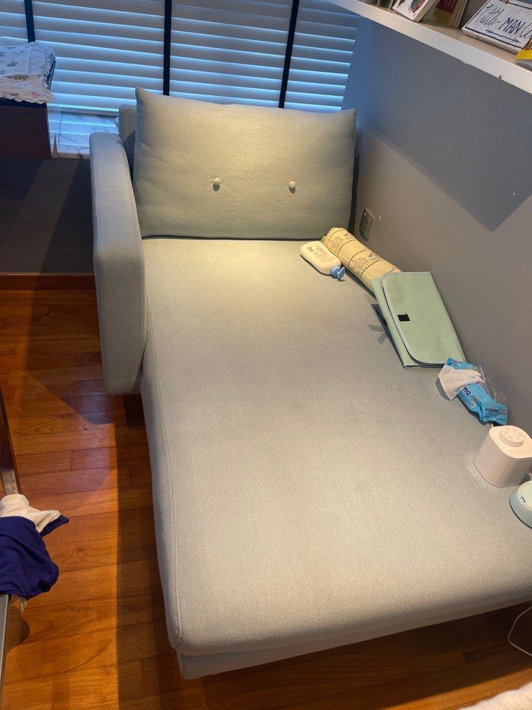 Chase chair lounge, Furniture & Home Living, Furniture, Sofas on Carousell