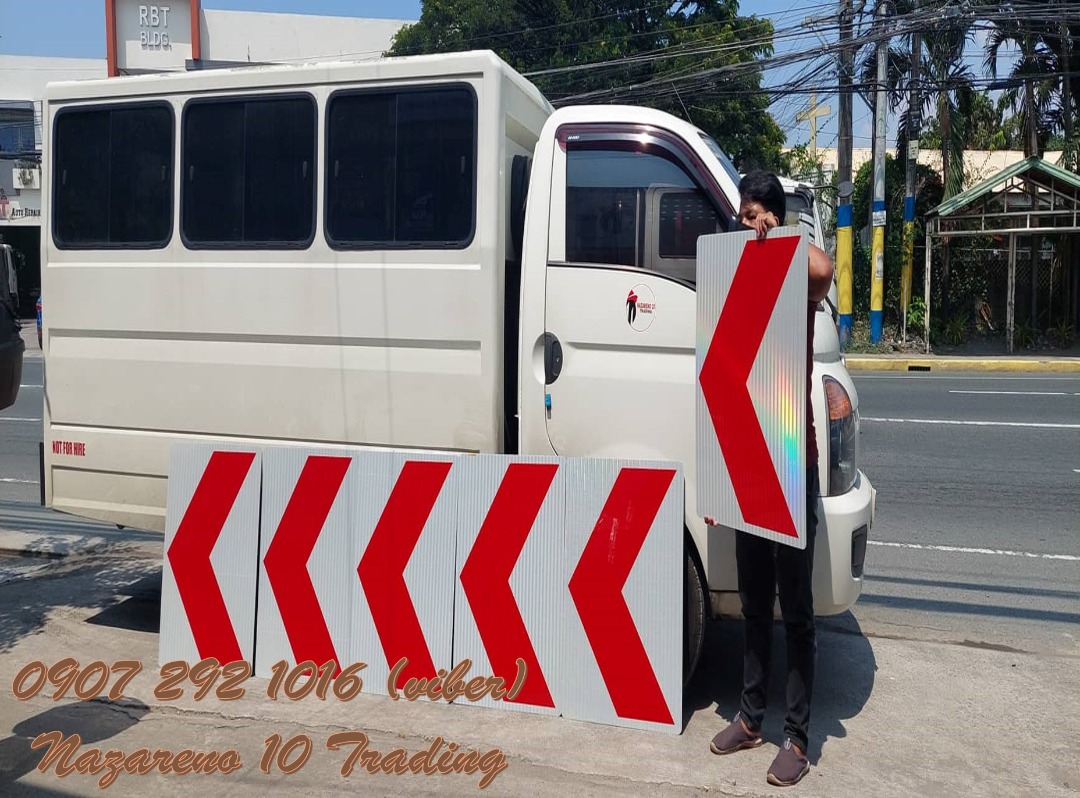 Chevron road signage 12, Commercial & Industrial, Construction ...