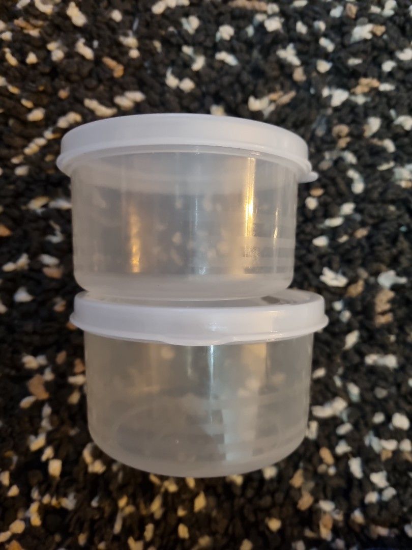 circular containers, Everything Else on Carousell