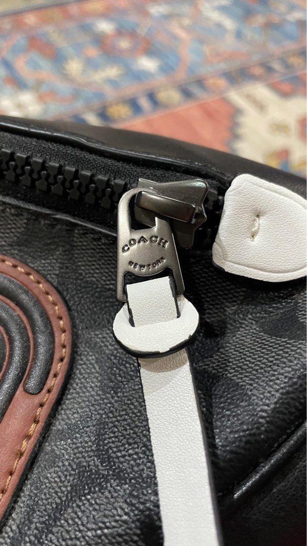 COACH Men Waist Bag, Men's Fashion, Bags, Belt bags, Clutches and ...