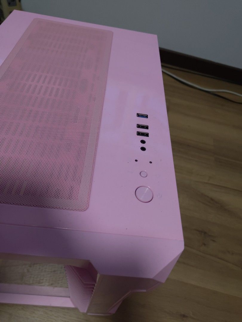 Cobalt Pink Fish Tank ATX Case, Computers & Tech, Parts & Accessories ...