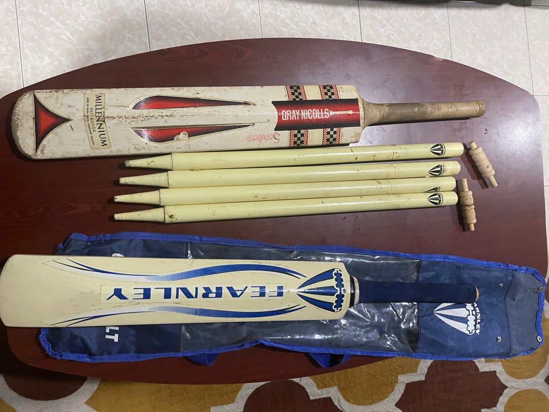 Cricket Bat & Stumps, Sports Equipment, Sports & Games, Racket & Ball ...