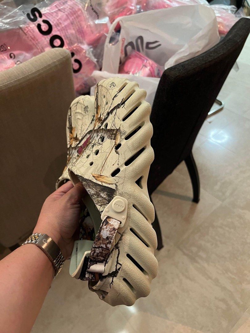 Crocs Echo Clog - Real Tree Stucco, Men's Fashion, Footwear, Slippers & Slides on Carousell