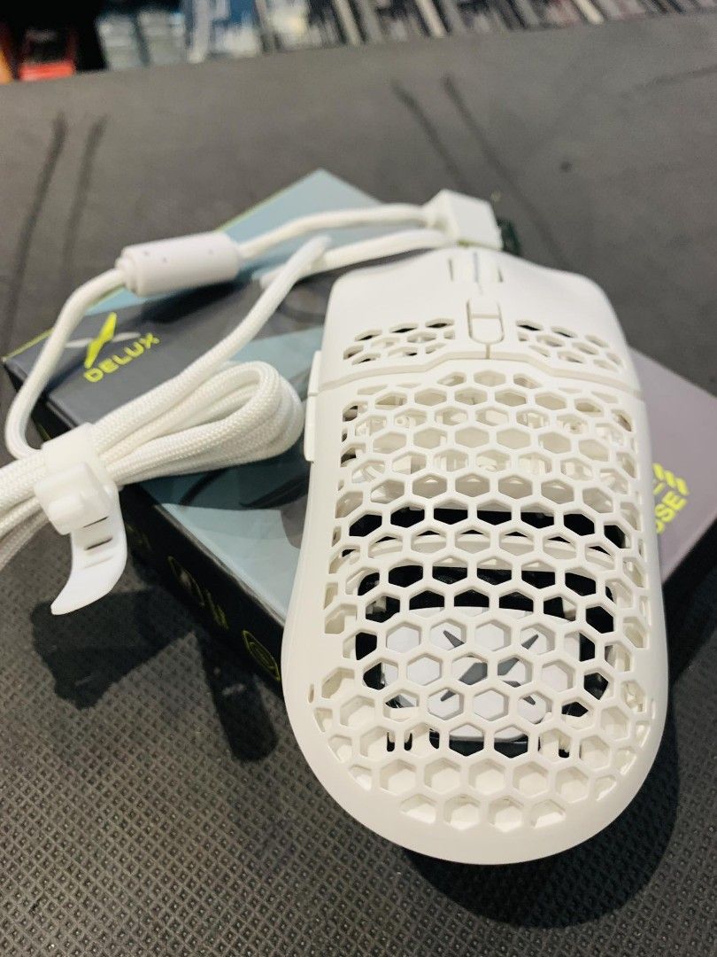 Delux M700A RGB Wired Gaming Mouse Honeycomb Design A825 White, Computers & Tech, Parts ...