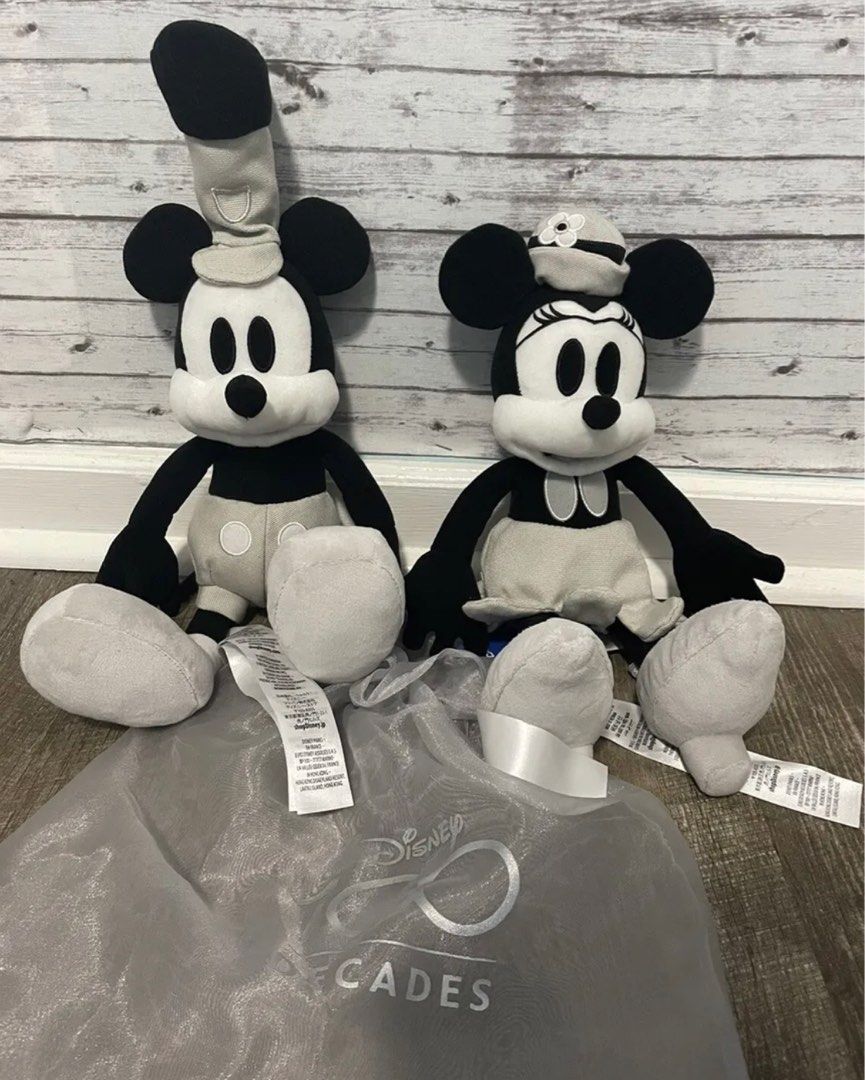 Disney 100 Mickey & Minnie Mouse plush from Disney Store 100% Authentic ...
