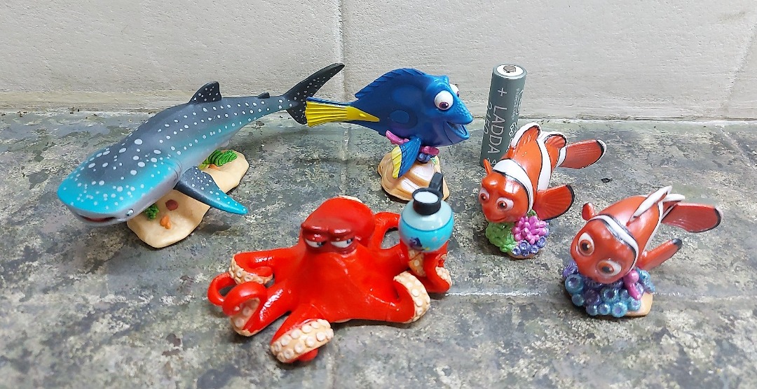 Authentic Disney Store Exclusive FINDING DORY PVC Figure Set, Hobbies ...
