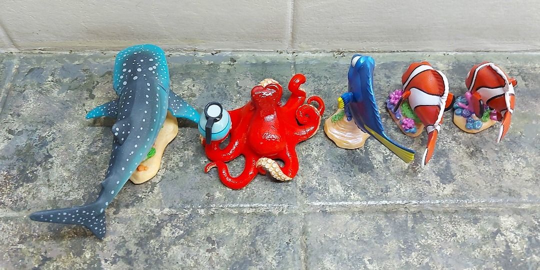 Disney Store Exclusive FINDING DORY PVC Figure Set on Carousell