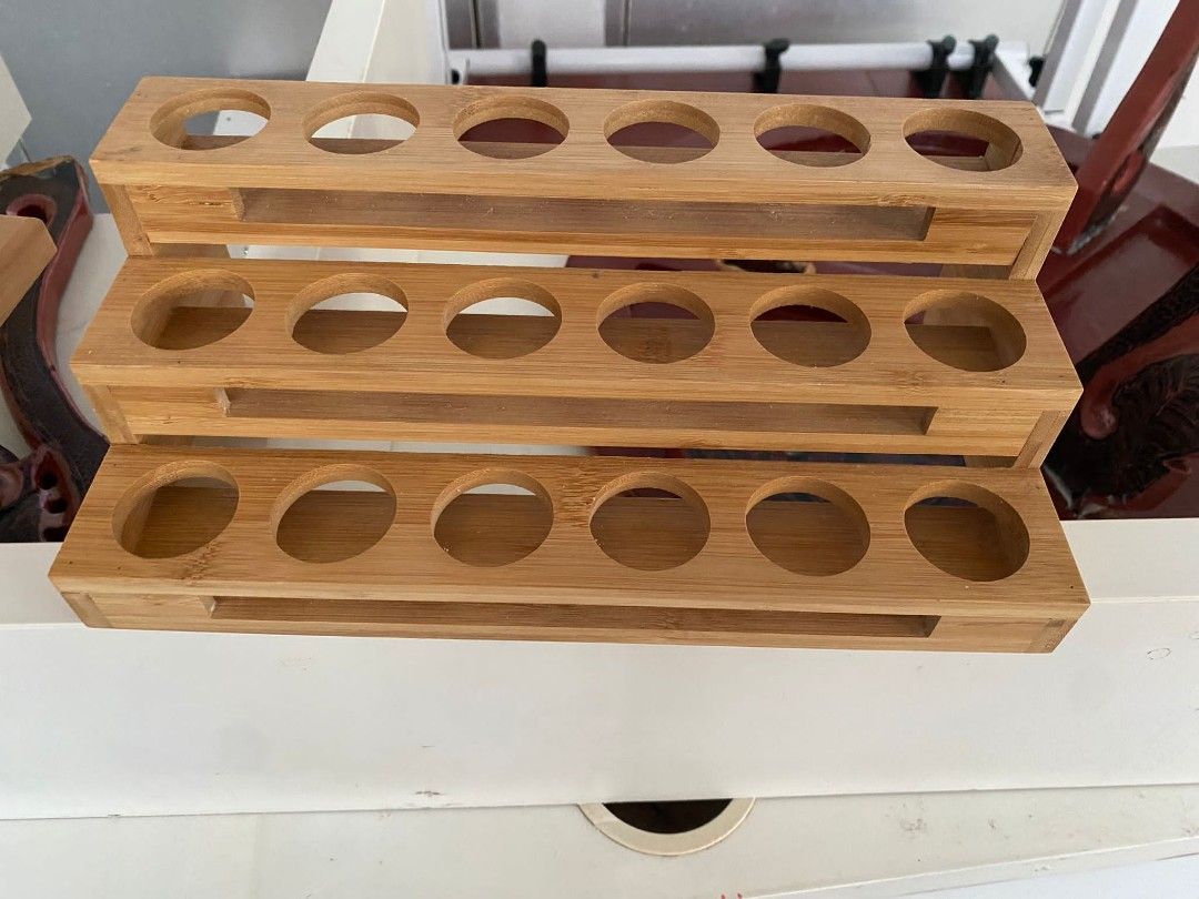 Essential Oils Stand, Furniture & Home Living, Home Fragrance on Carousell