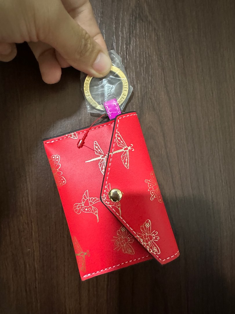 *Estee Lauder Card Case (Red)* on Carousell