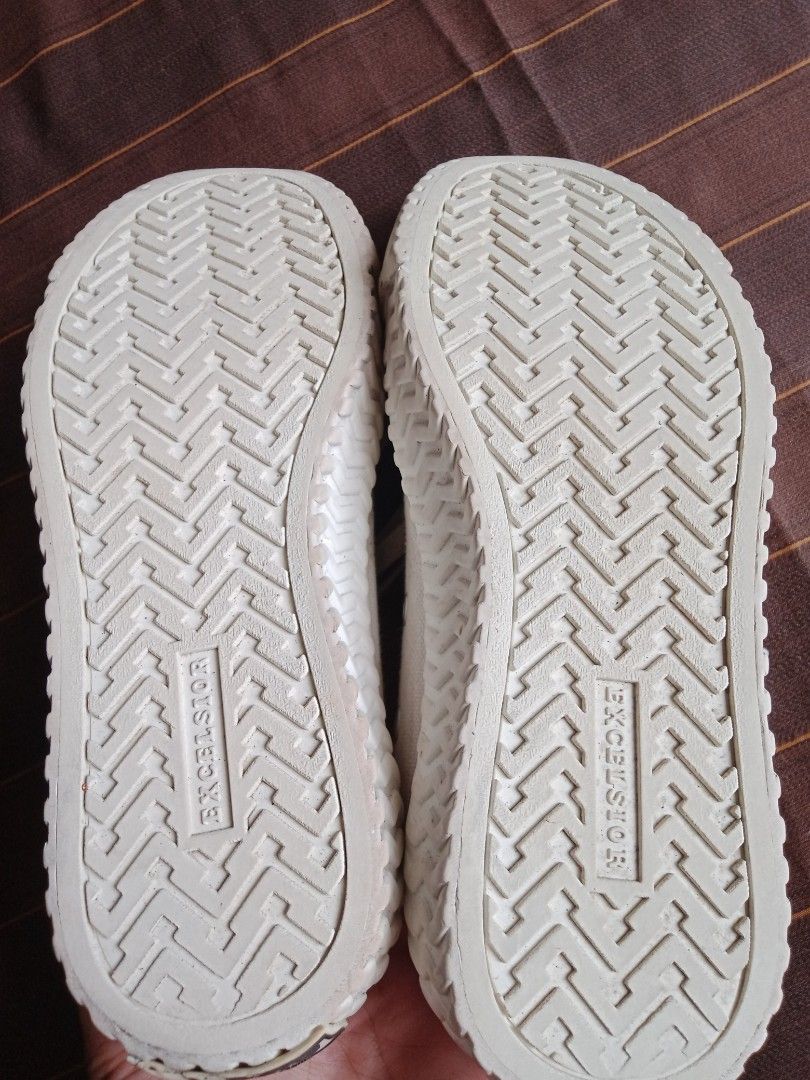 EXCELSIOR BOLT WHITE, Women's Fashion, Footwear, Flats & Sandals on ...